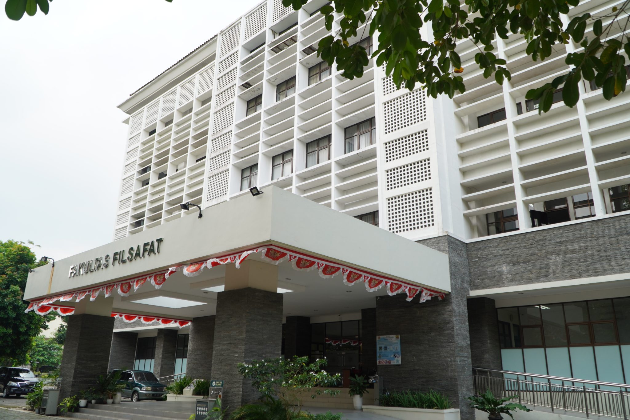 Fakultas Filsafat UGM Memiliki Guru Besar Baru – Fakultas Filsafat